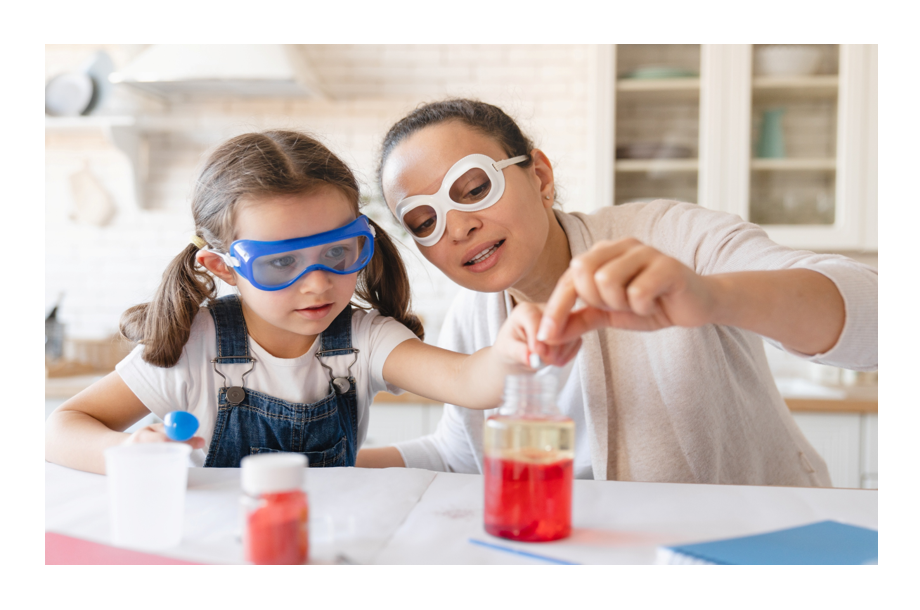 Vlerësim për gratë dhe vajzat në shkencë – Radio KFOR Shqip