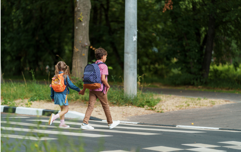 Rinia duhet të jenë të sigurt në rrugë – Radio KFOR Shqip